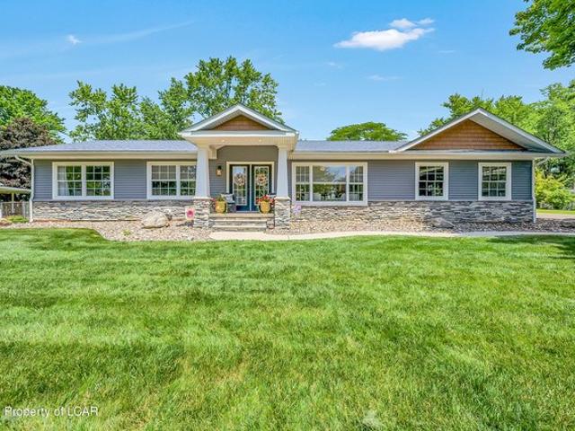 16 Garden Ave, Mountain Top, PA 18707