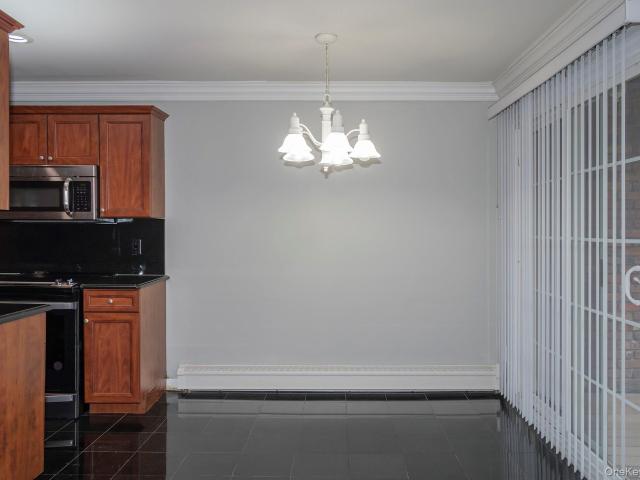 16 Garfield Avenue 24 B