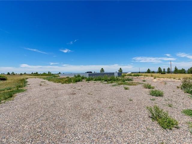 16 Grassland Way, Roundup, MT 59072