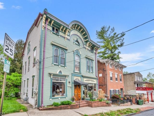 16 Greenwich St