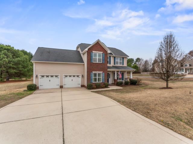 16 Gwendolyn Way
