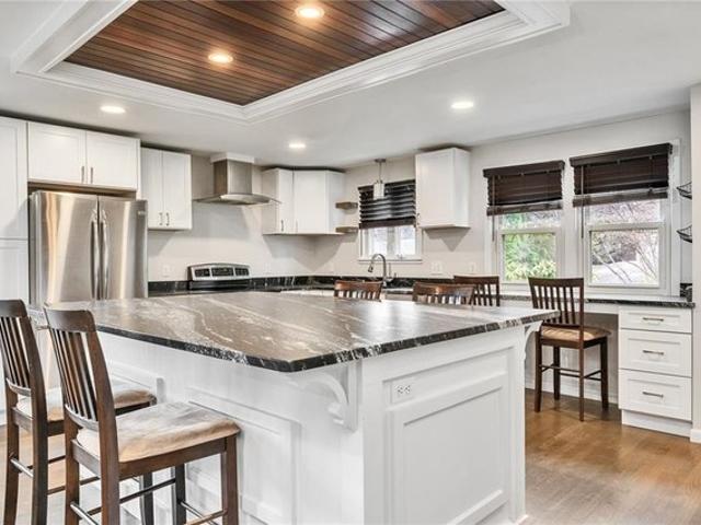 16 Harrison Ave, South Kingstown, RI 02879