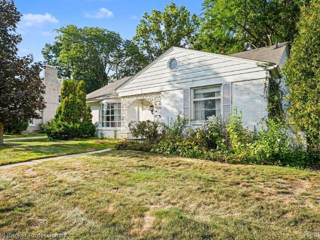 16 Hawthorne Road