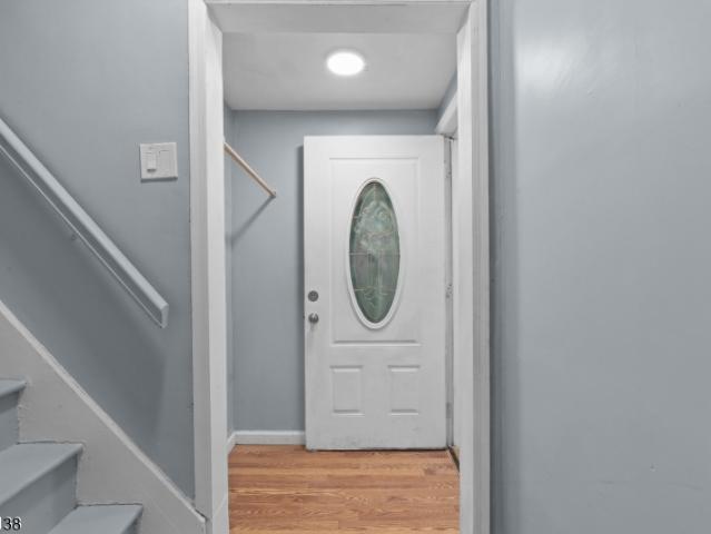 16 Hinsdale Pl, Newark, NJ 07104 | MLS #4018