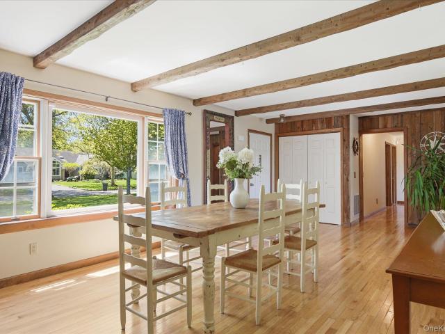 16 High Meadow Lane