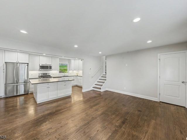 16 Highland Trl