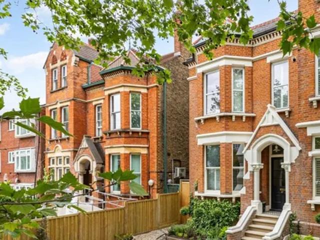 16 Hollingbourne Road, London, SE24 9ND, United Kingdom | 6 bed house for rent #168149913 | Rentberry