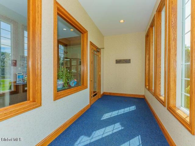 16 Hunter Brook Lane
