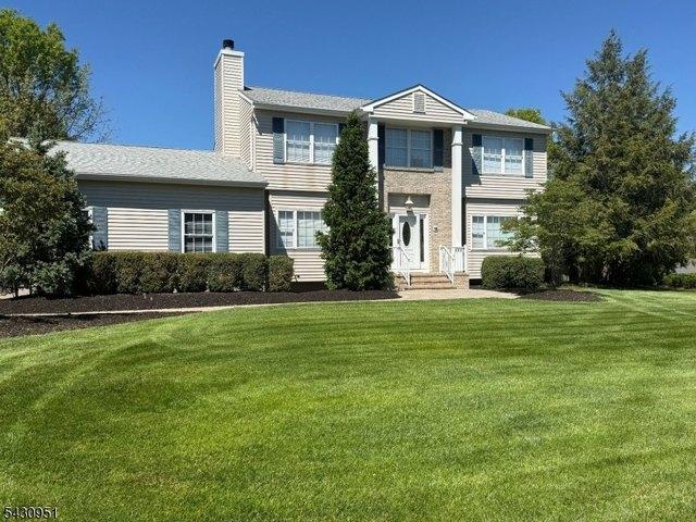 16 Hughey Ln, Hillsborough Twp, NJ 08844