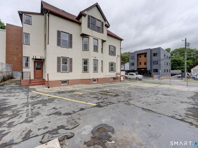 16 Hurlburt St, New Britain, CT 06051