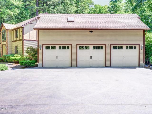 16 Innisbrook Drive