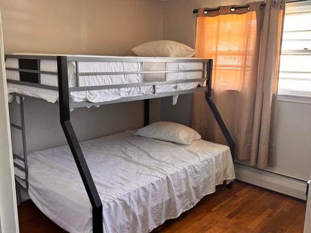 16 Irving ave Brockton 2nd room for rent