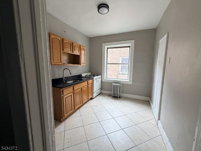 16 Irving Street # C7