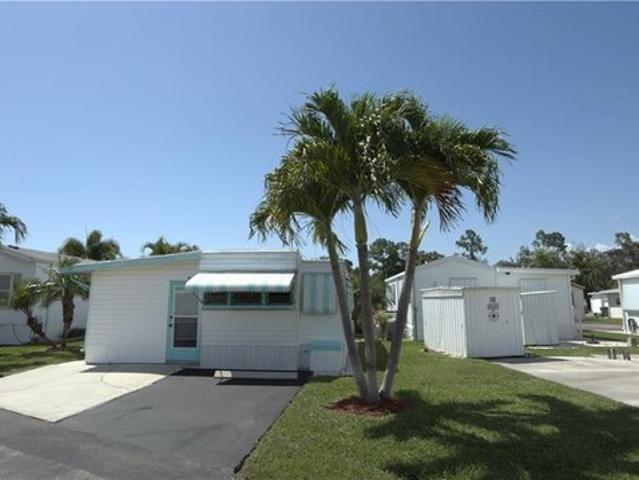 16 Jade Dr, Naples, FL 34114