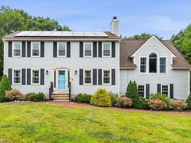 16 Jasmine Rd, Medway, MA 02053