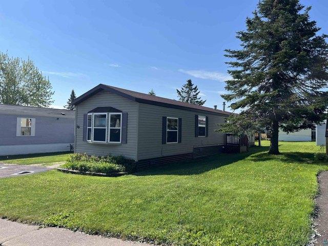 16 Kalmia Dr, Duluth, MN 55810