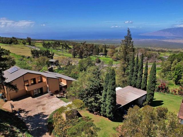 16 Kekaulike Ave, Kula, HI 96790