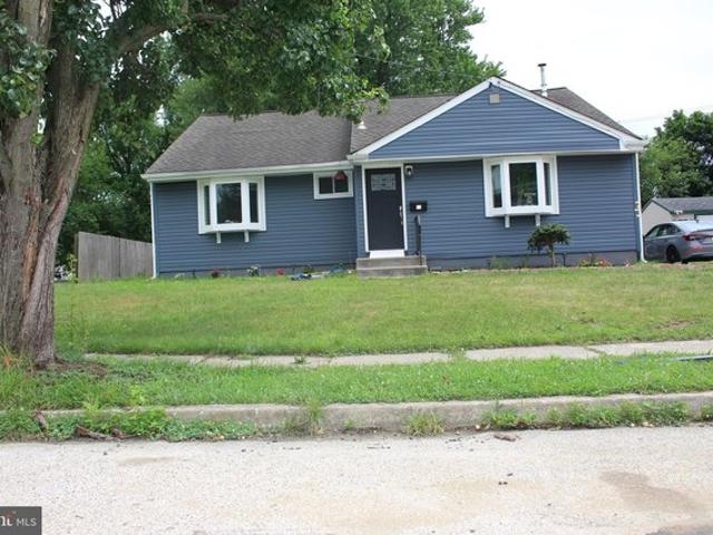 16 King Ave, Marlton, NJ 08053