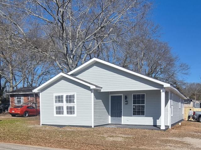 16 Kidd St, Newnan, GA 30263 | MLS #10710 | Compass