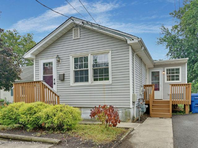 16 Krueger Pl, Middletown, NJ 07748 | MLS #22605 | Compass