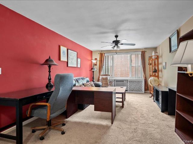 16 Lake Street 7K