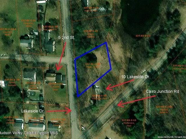 16 Lake Side Dr, Catskill, NY 12414