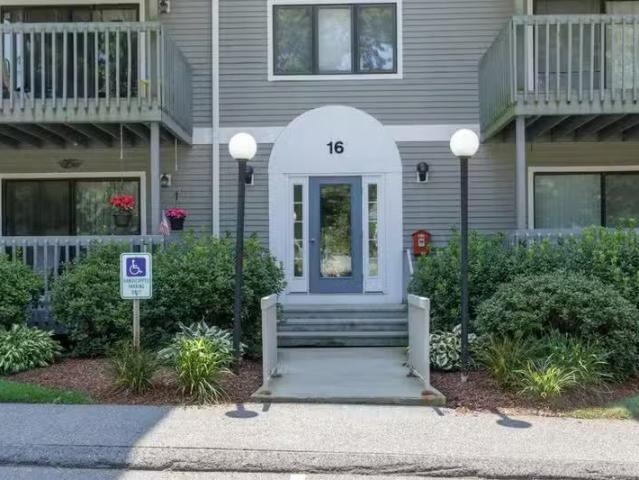 16 LEDGEWOOD HILLS DR APT 106, NASHUA, NH 03062 Condo/Townhome.