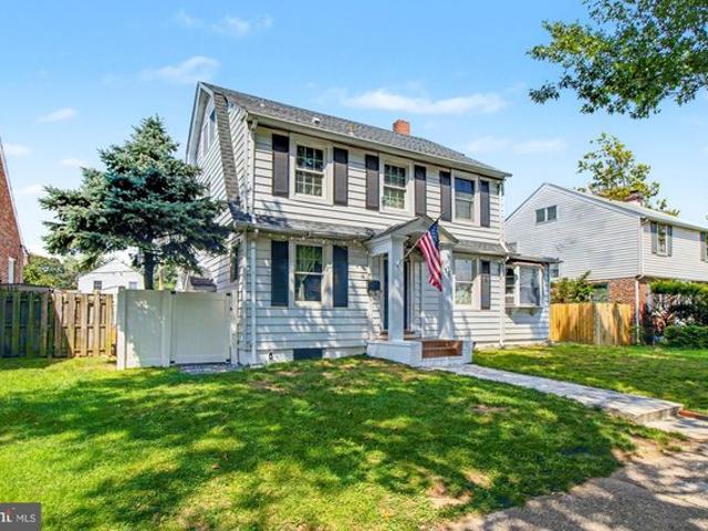 16 Liberty Pkwy, Dundalk, MD 21222