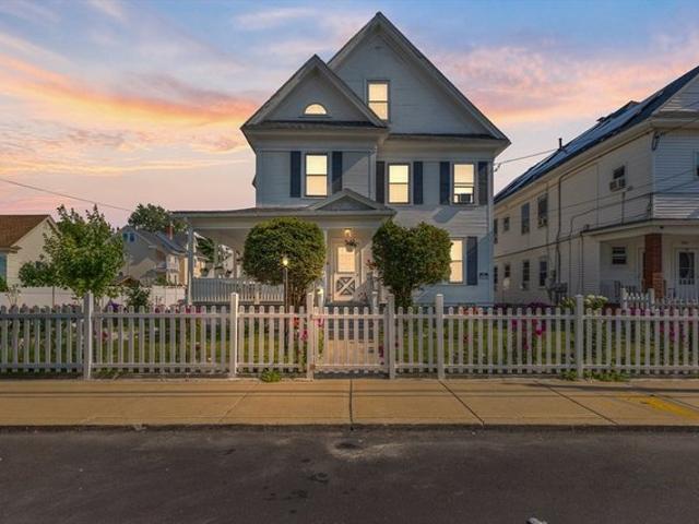 16 Logan St, Lawrence, MA 01841