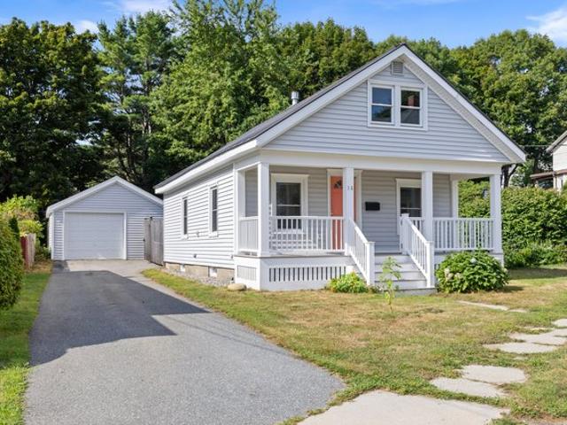 16 Lowell St, South Portland, ME 04106