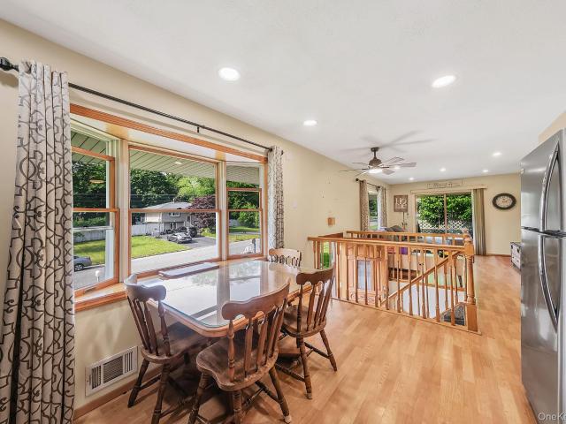 16 Lynx Lane