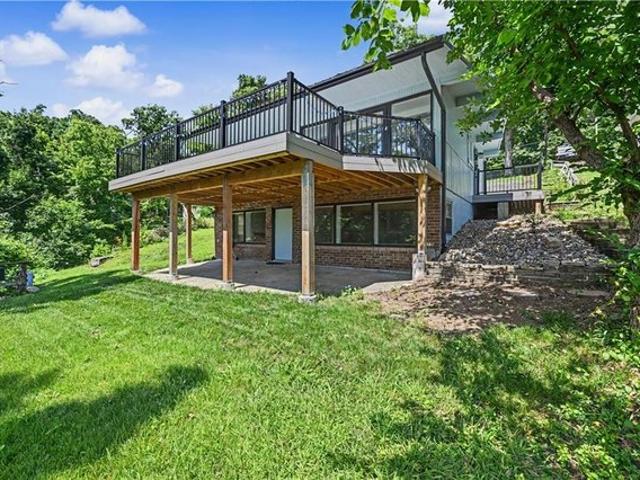16 M St, Lake Lotawana, MO 64086