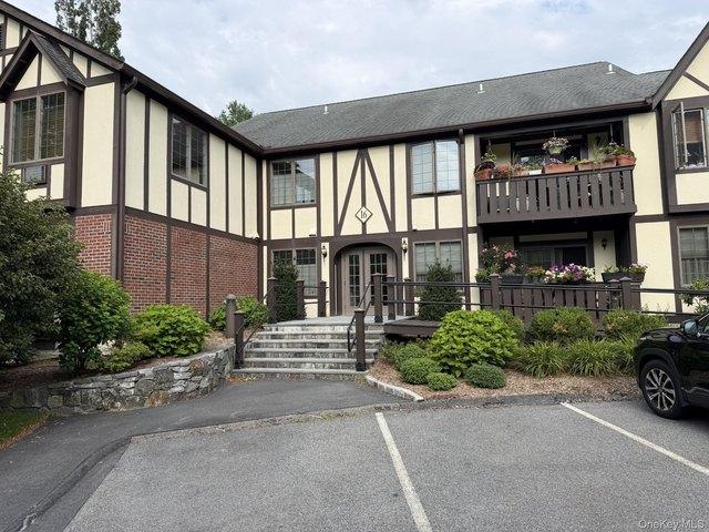 16 Manville Ln Apt 2, Pleasantville, NY 10570