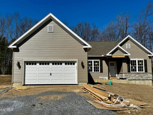 16 Mackenna Ct, Ballston, NY 12019 | MLS #202522 | Compass