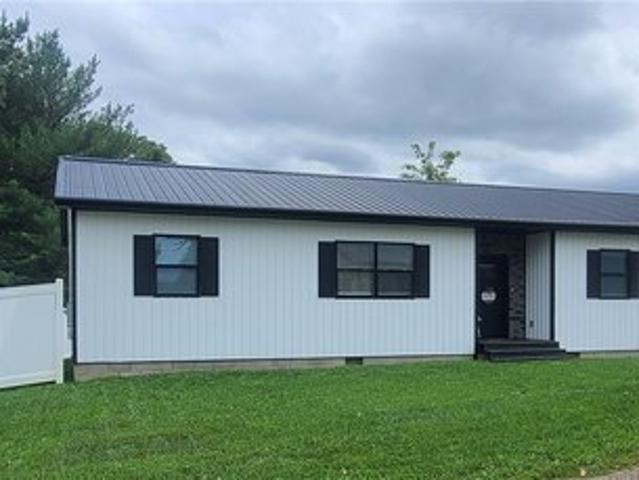 16 Main St, Vincent, OH 45784