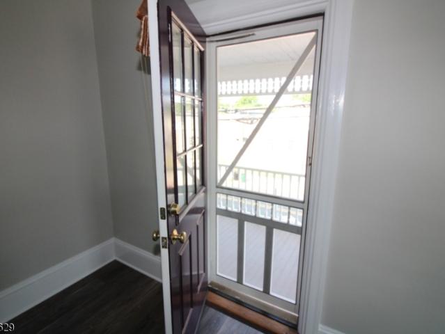 16 Main St # 2N
