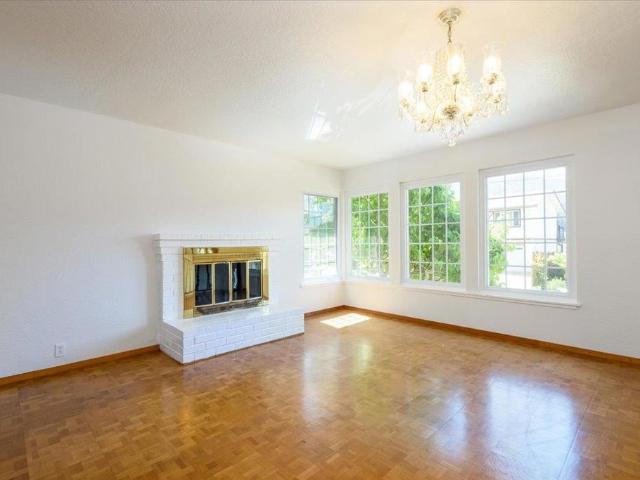16 Malavear Court