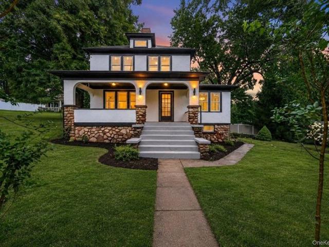 16 Maple Ave, West Nyack, NY 10994