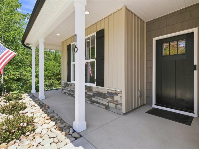 16 Marion Meadow Lane