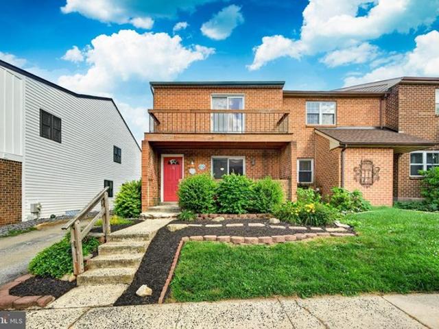 16 Markel Rd, Malvern, PA 19355
