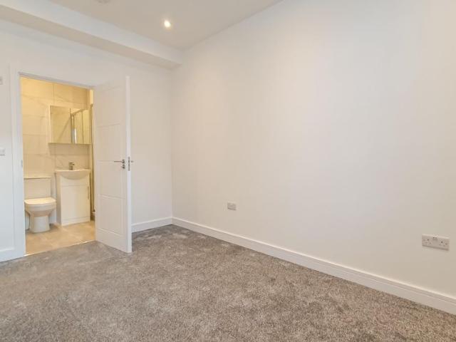 16 Market Place, Hertford