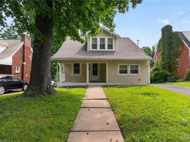 16 Miller Pl, Saint Louis, MO 63135