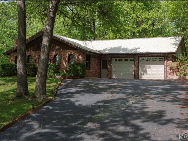 16 Monte Rosa Dr, De Soto, MO 63020 | MLS #26023