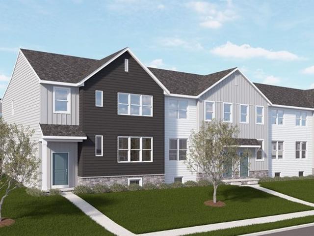 16 N Conifer Dr, Elizabethtown, PA 17022