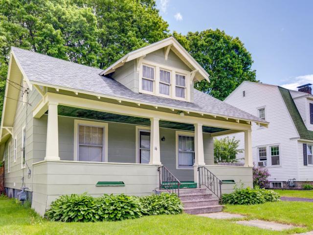 16 N Hollywood Avenue