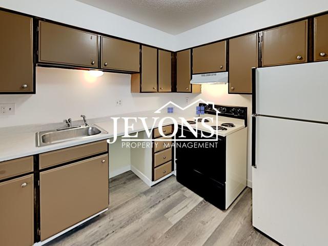 16 N 6th St Yakima, WA 98901