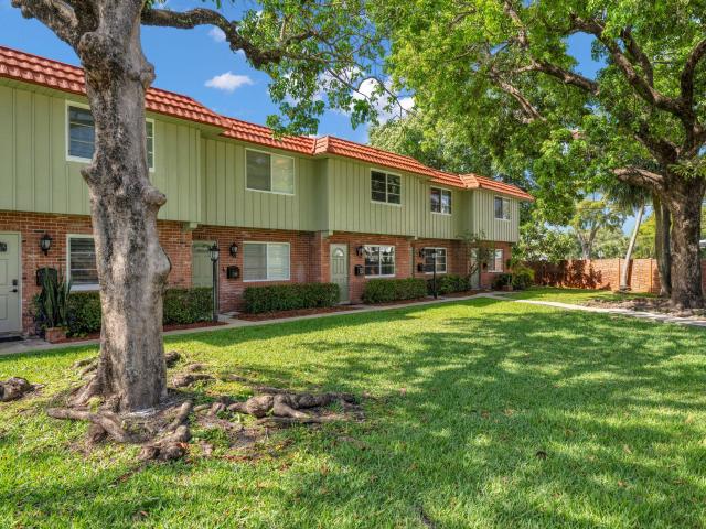 16 NE 20th Ct, Unit B8, Wilton Manors, FL 33311 | MLS #B26016 | Compass