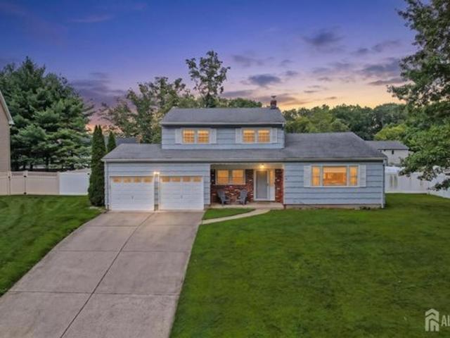 16 Neal Dr, East Brunswick, NJ 08816