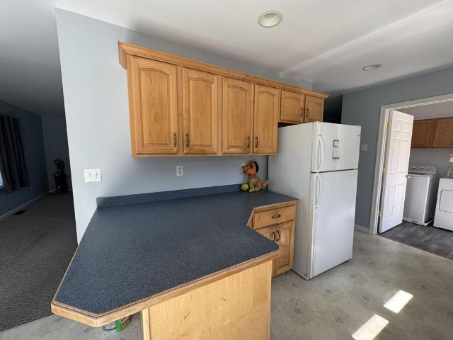 16 Nelson Dr