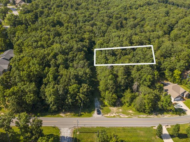 16 Newbury Ct